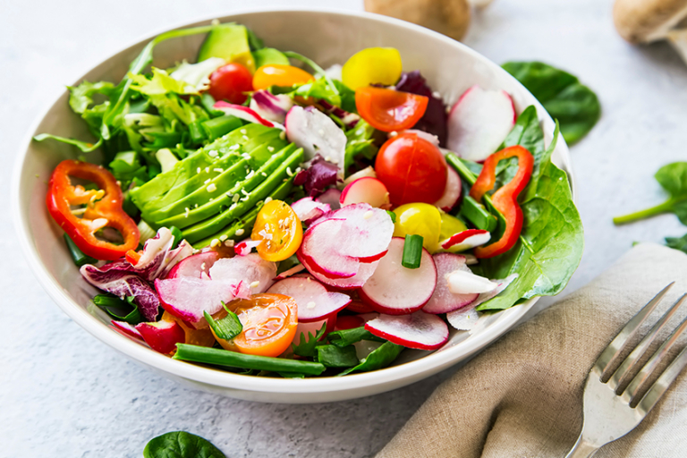 一人暮らしの野菜不足はどうすればいい？手間をかけない対策を解説